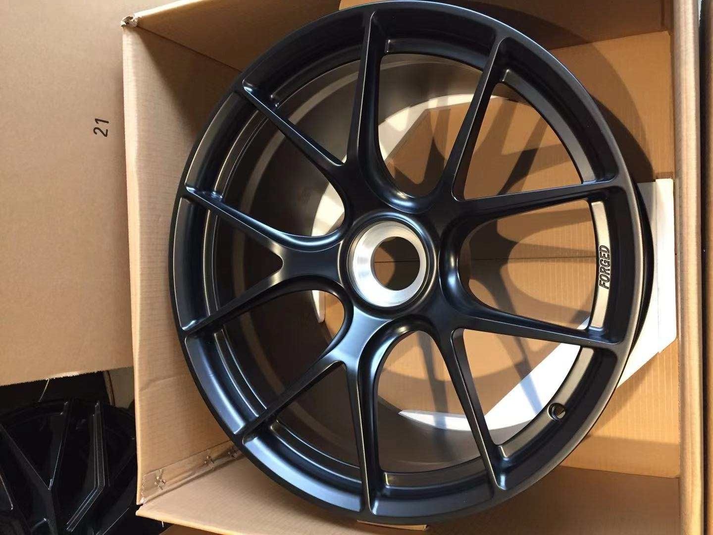 ワンオフホイール | SCHNELL